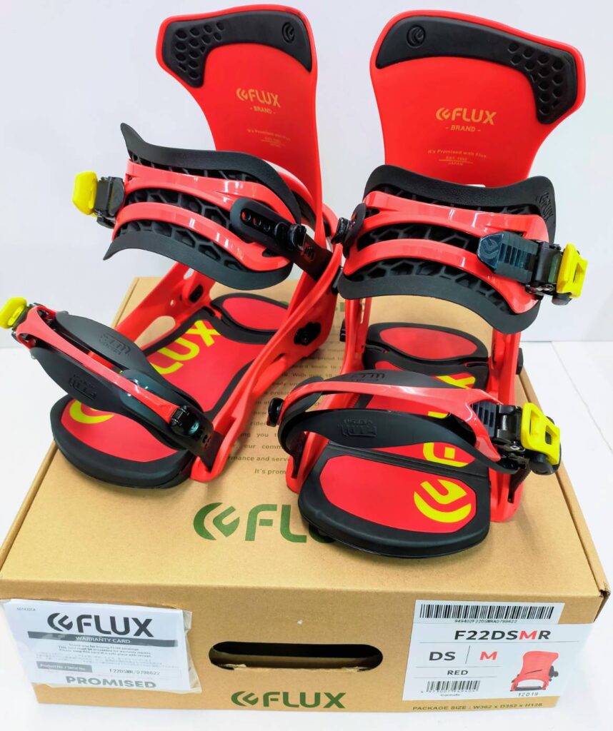 スポーツコーナーよりスノボー用品入荷のお知らせ！《(FLUX) TW 22-23モデル ビンディング ｜(FLUX) DS 21-22モデル ...